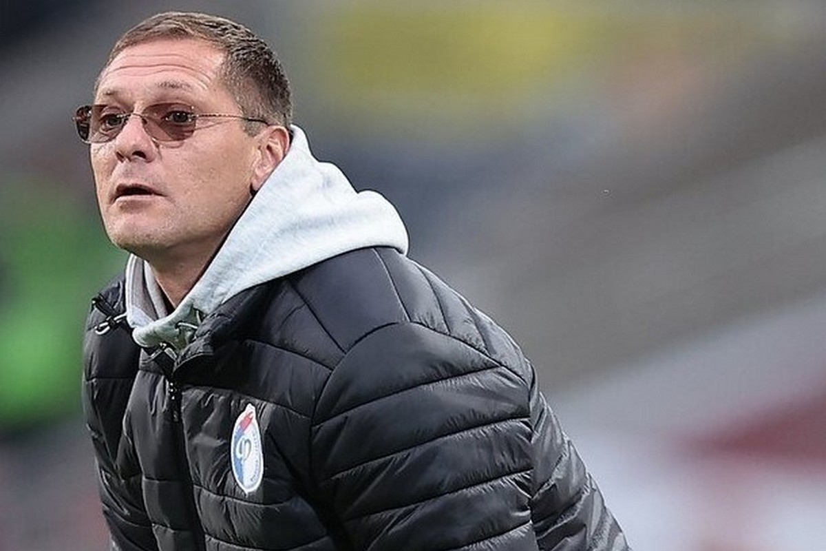 Дмитрий Пятибратов стал главным тренером "Факела" - МК