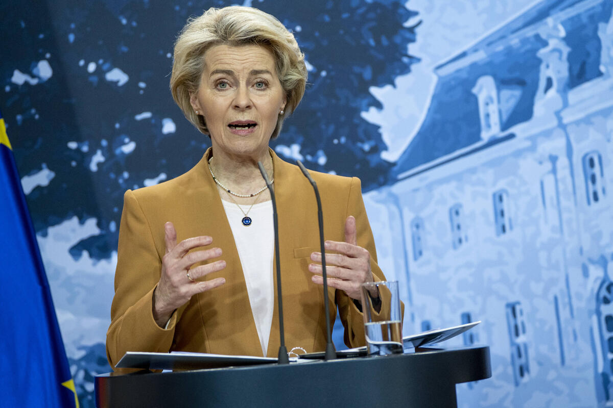 ЕС призвал Китай повлиять на украинский конфликт - МК