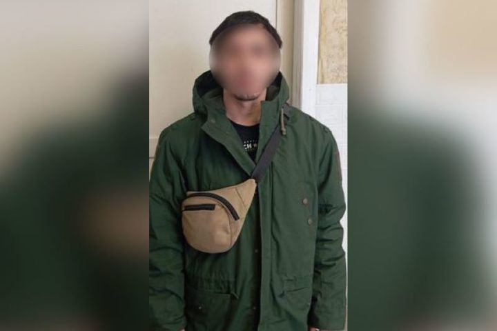 Башкирские полицейские задержали курьера-мошенника из Оренбургской ...