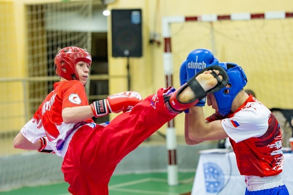 В Симферополе состоялись чемпионат и первенство по кикбоксингу - МК Крым