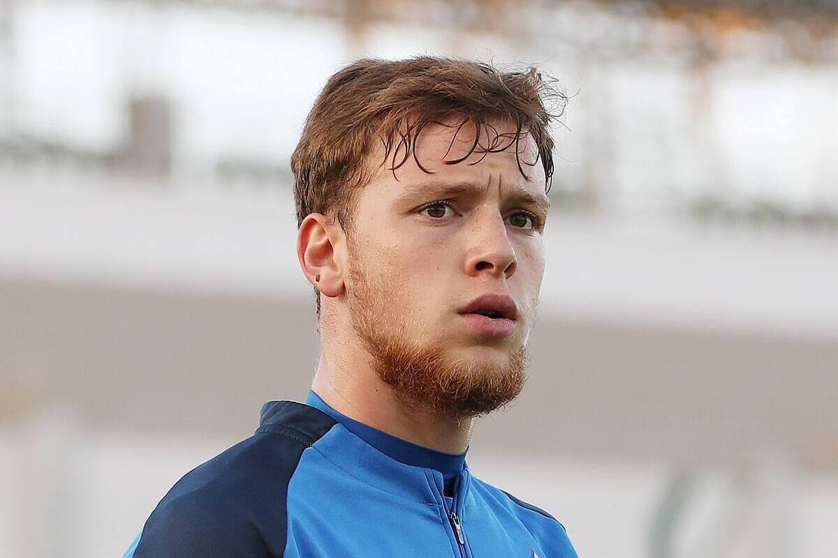 Игрок «Динамо» Махачкала перенес операцию после разрыва «крестов» - МК ...