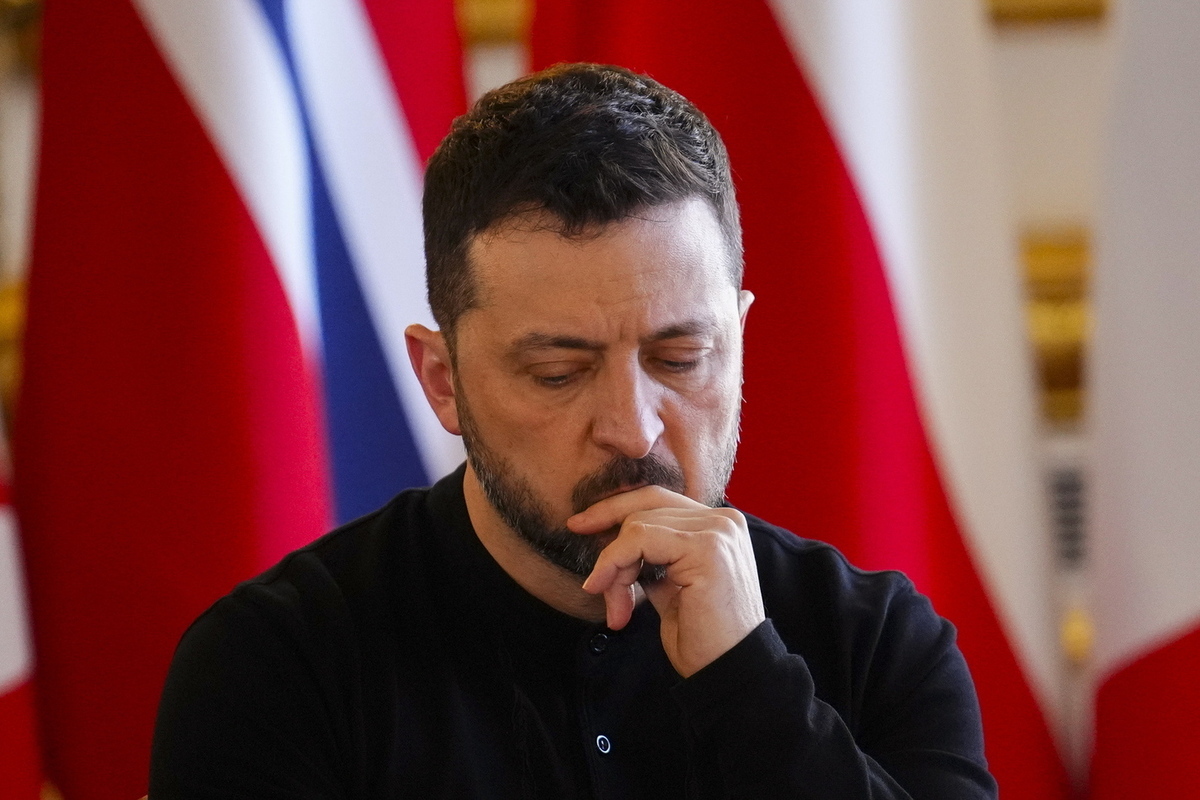 В США сравнили Зеленского с соседом-наркоманом - МК