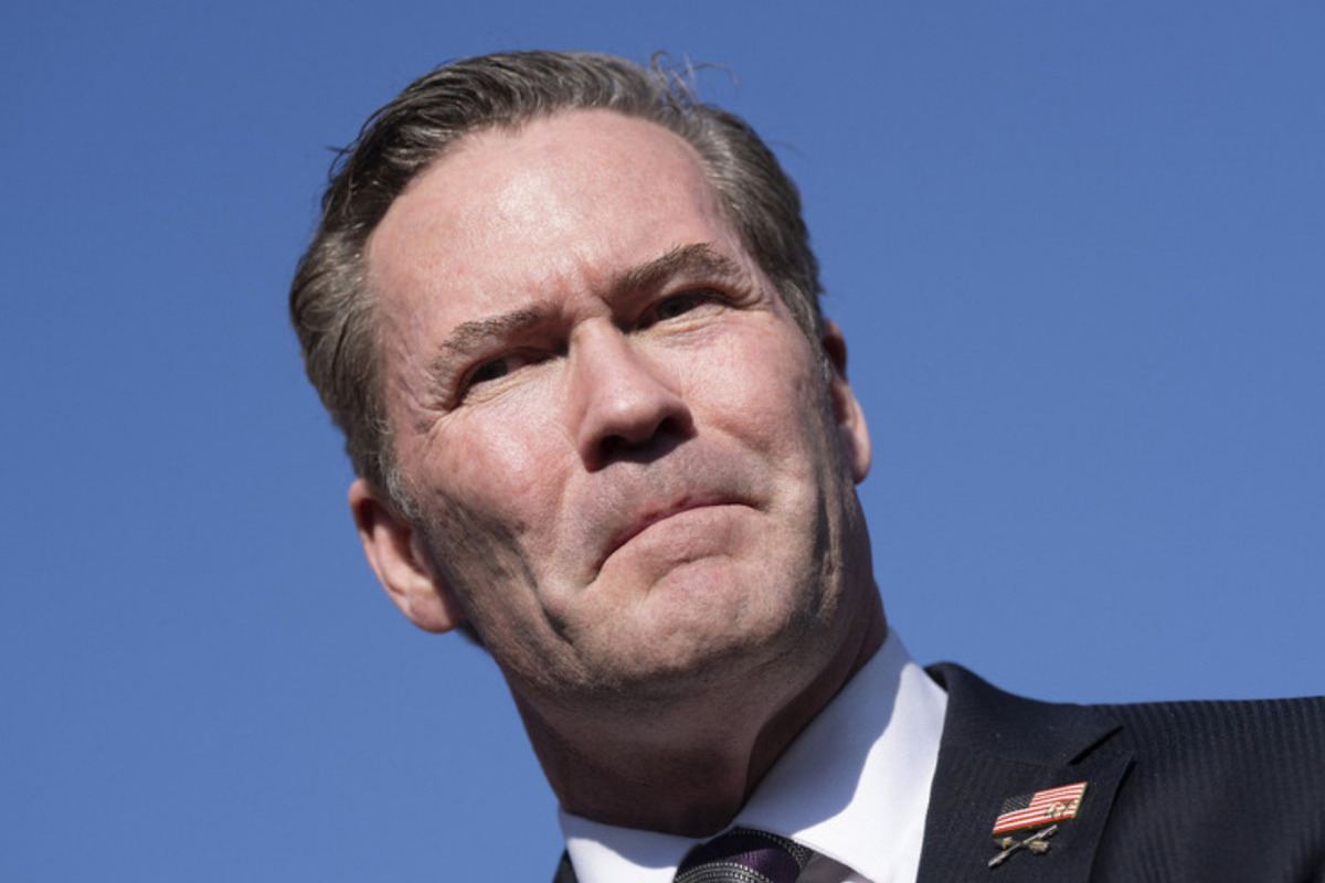 Уолтц обратился с призывом к России и Украине - МК