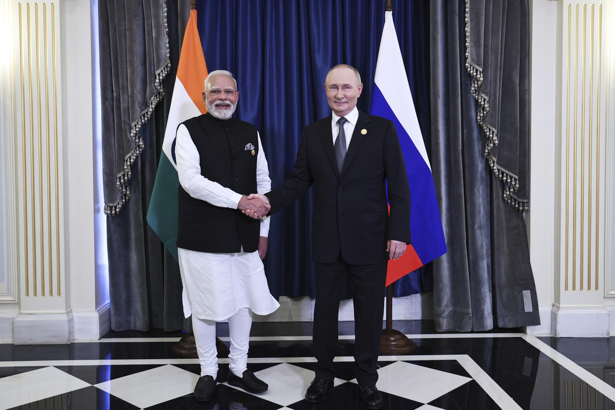 Без слежки и прослушки: названа причина часового общения Путина и Моди ...