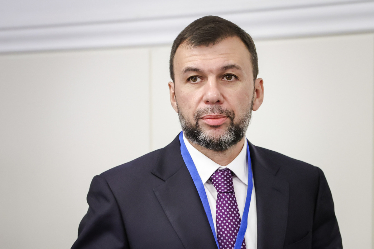 Стало известно о зачистке центра Красноармейска от украинских сил - МК