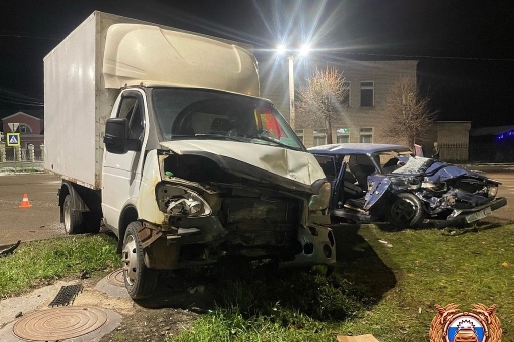 Появились подробности аварии с ВАЗом в Тверской области: одна из пострадавших погибла - МК Тверь