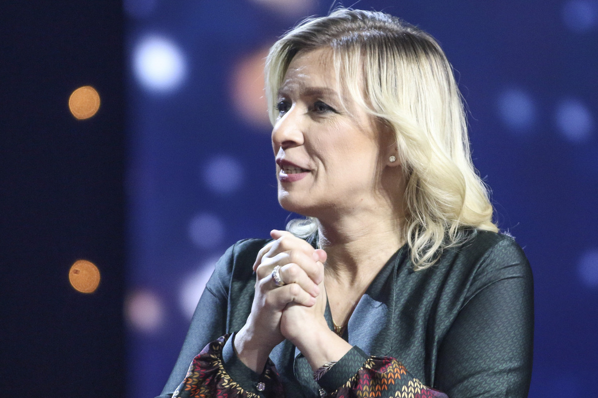 Захарова указала на цинизм Зеленского в отношении своего народа - МК