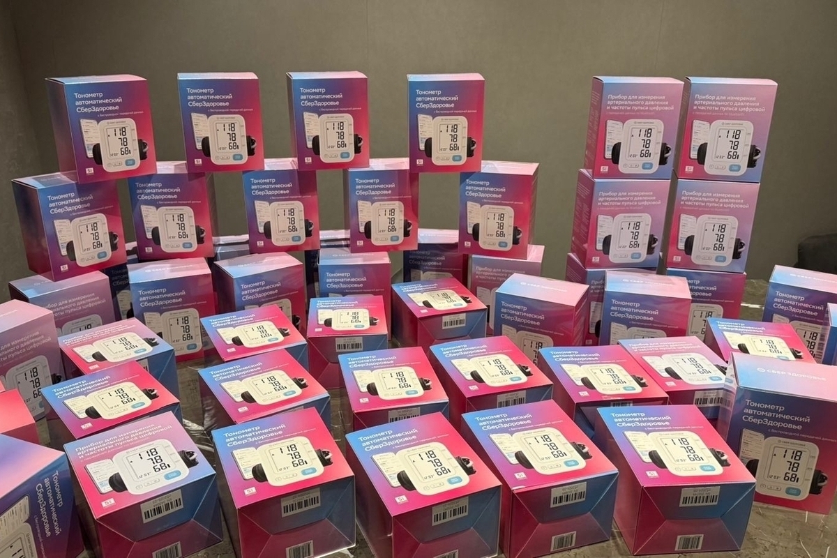 Депутат Николай Лобачев передал в медицинские учреждения Краснодара ...