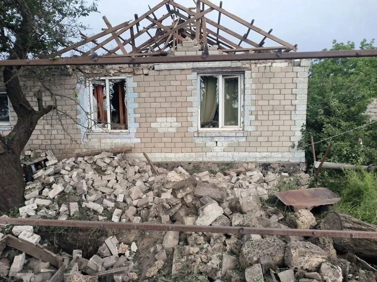 В Каховском округе дроны повредили жилые дома и инфраструктуру - МК ...